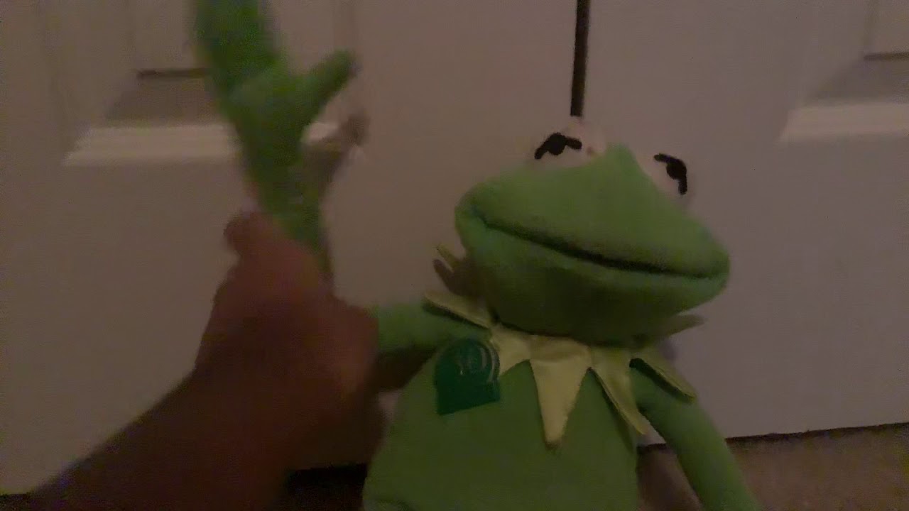 Kermit The Frog Is Waving Hi :) 🐸 - YouTube