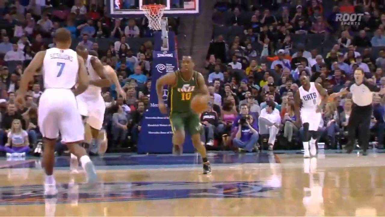 Gordon Hayward dunks on Cody Zeller - YouTube