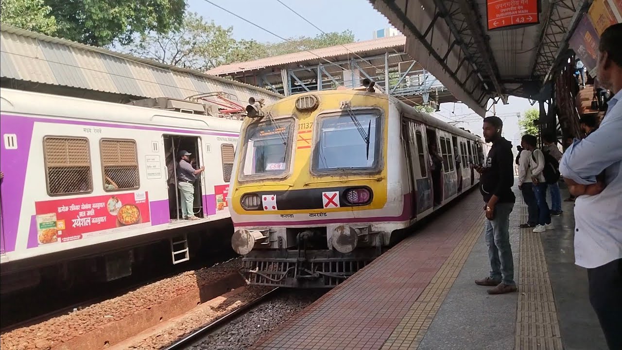 Csmt mumbai local train trains video live in the railway station ...