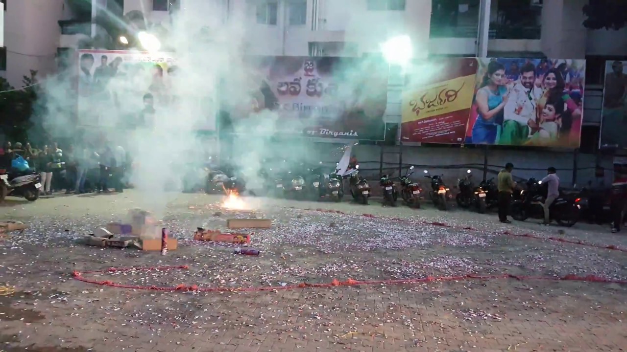 Jai Lavakusha , Multiplex , Marathahalli Bangalore celebrations - YouTube
