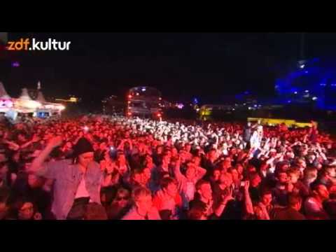 The Naked And Famous - 12 - Young Blood (MELT! 2011)