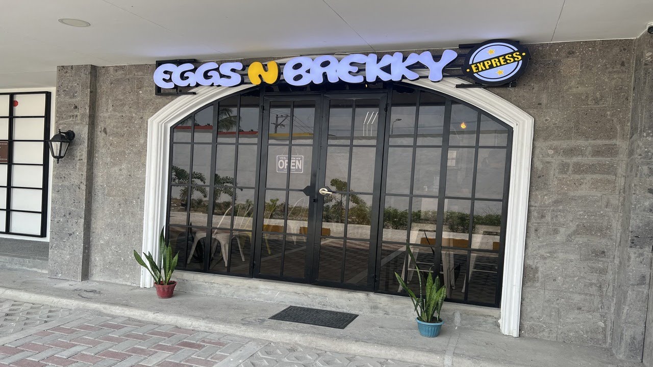 Enjoy all day breakfast in this cafe! | Eggs N Brekky Express - YouTube