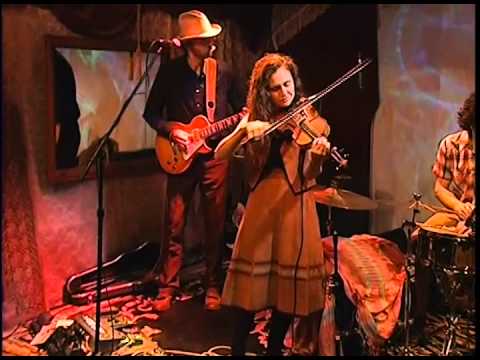 Tanya Shylock w/ Wisebird and Bridget Law from Elephant Revival ...