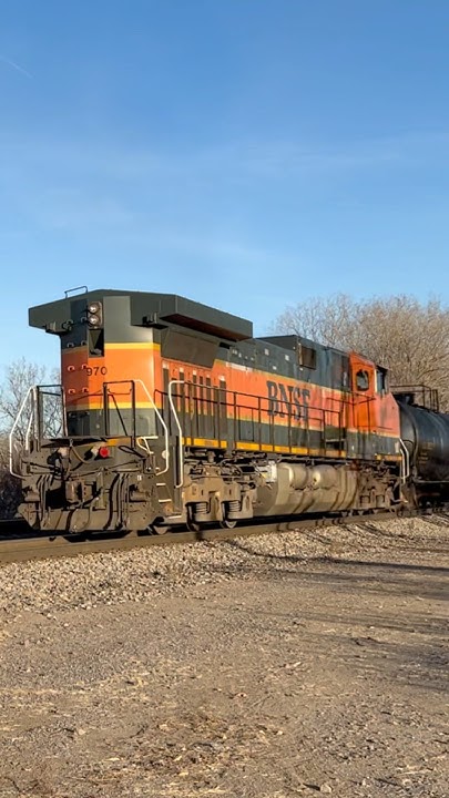 BNSF manifest train with H1 DPU! - YouTube