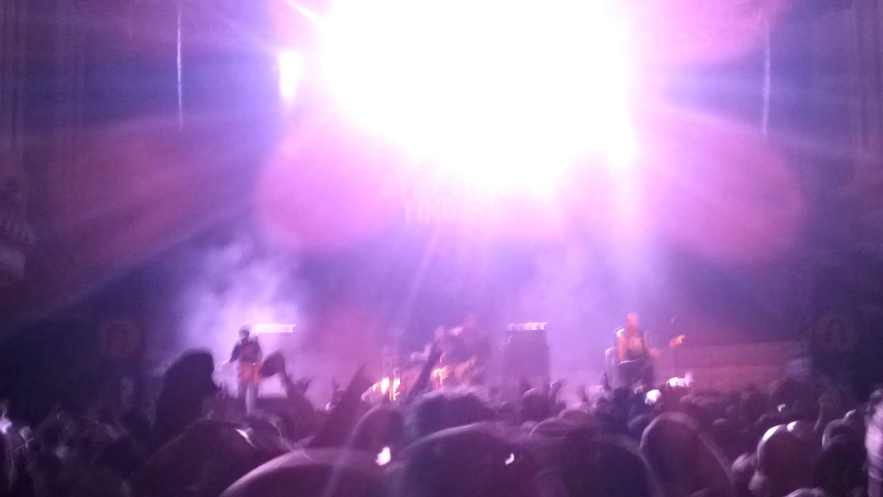 Stiff Little Fingers Alternative Ulster Live - YouTube