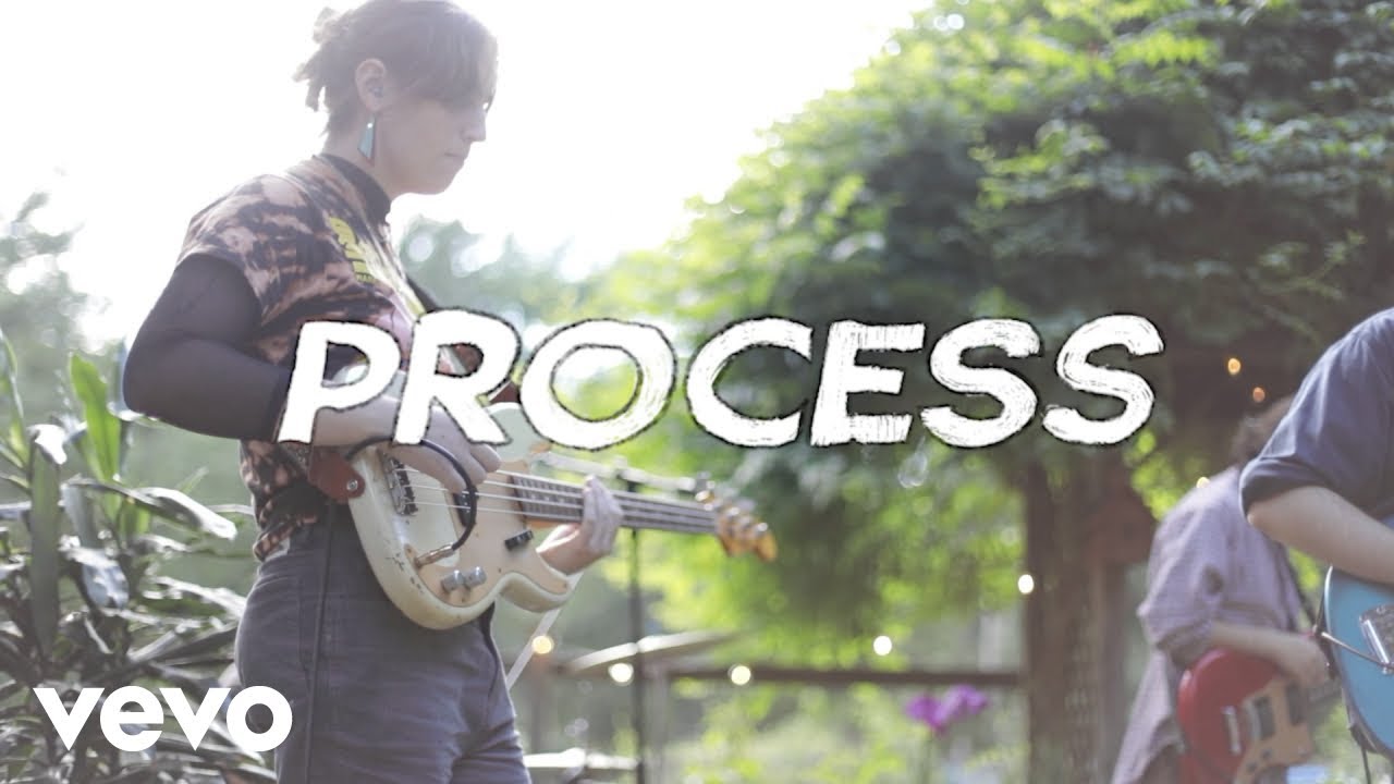 Dolly - Process (Live at Holy Fang) - YouTube