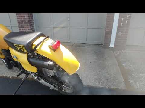 1980 Suzuki PE400 - YouTube