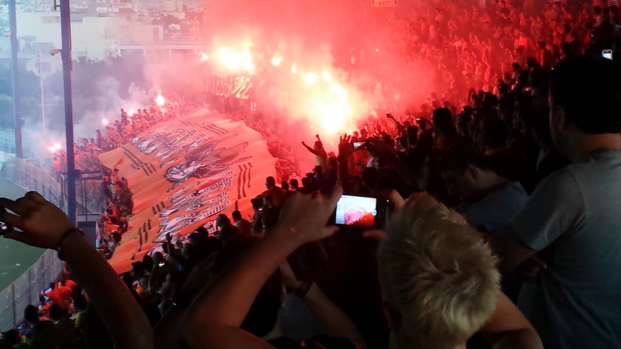 AEL VS APOEL ULTRAS Entrance (14/9/2013) - YouTube
