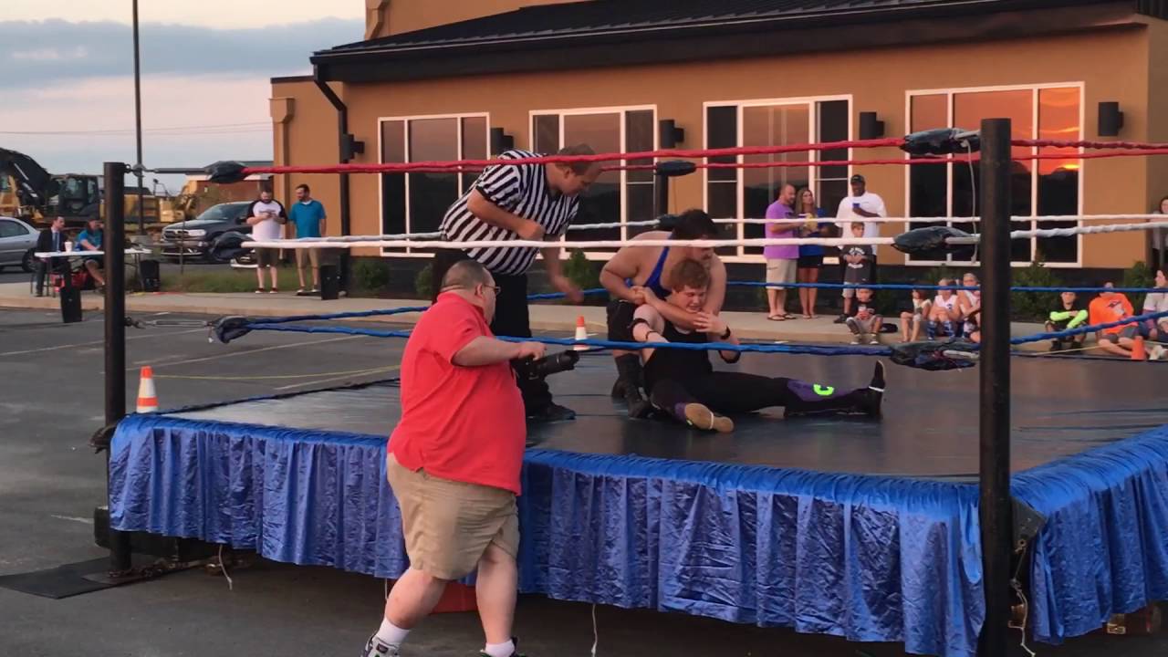 Garret Coleman vs Chance Rizer - YouTube