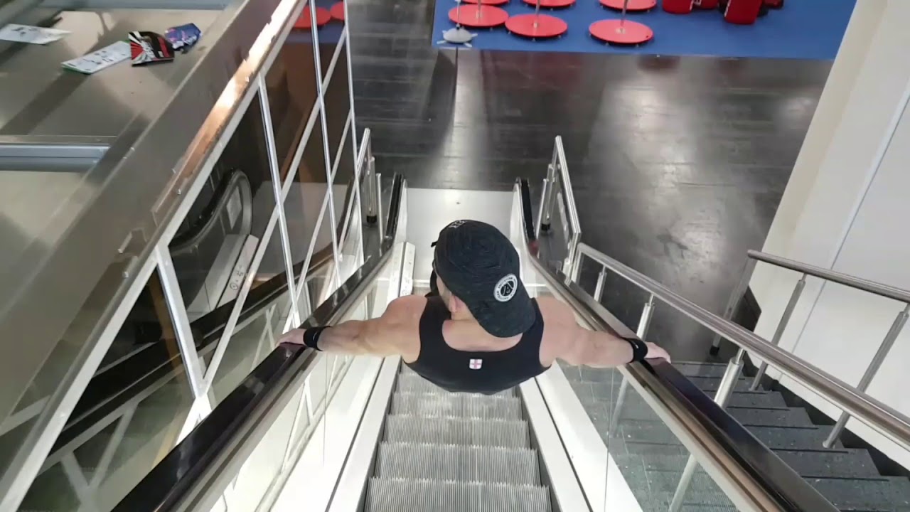 Manuel Caruso - Fibo 2018 - YouTube