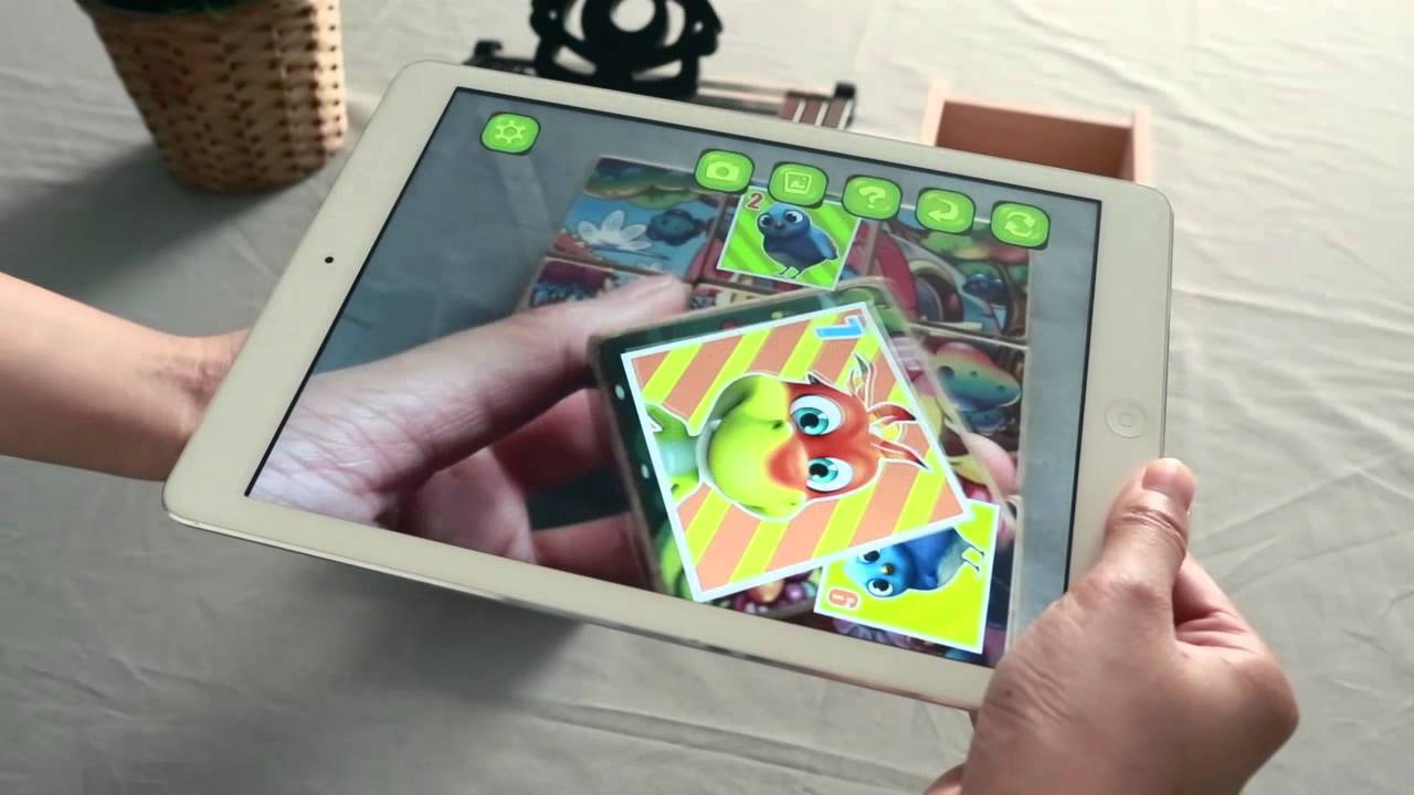 AR Puzzle Up - YouTube