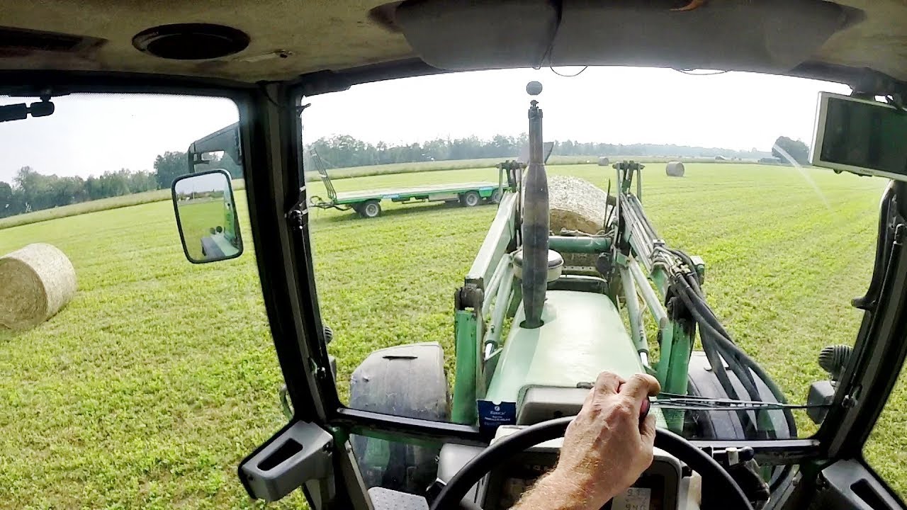 Cab View | Fendt Farmer 309 Turbomatik + Flatbad Alberti 9 m | Loading ...