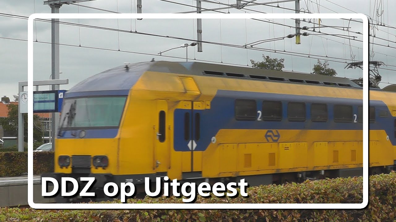 DDZ arriveert op station Uitgeest! - YouTube