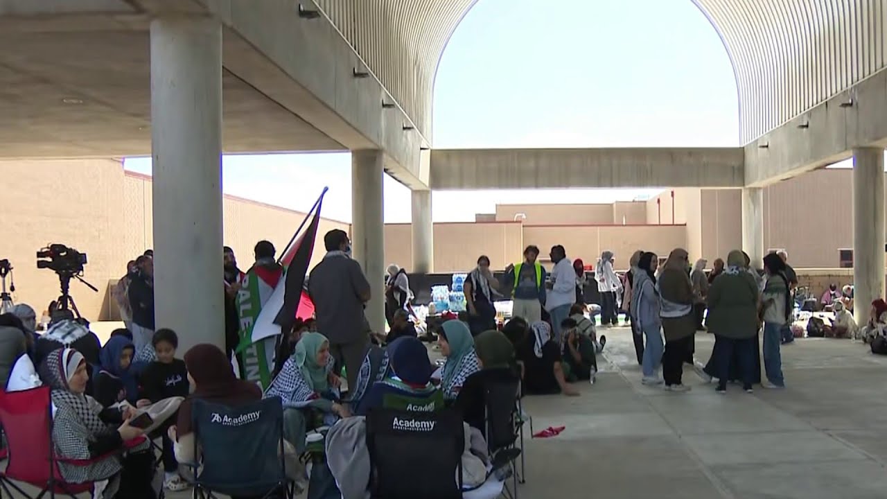 Students arrested at UT Dallas protest waiting to go before a judge ...