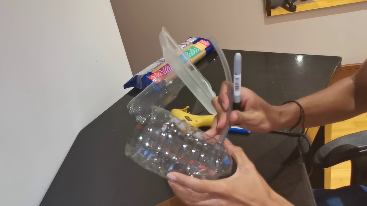 Como hacer una Balanza Casera Reciclable - YouTube