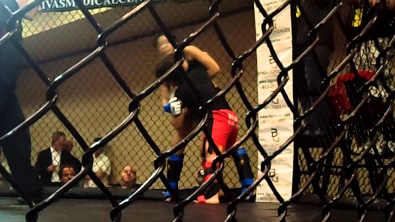 Cheyanne Vlismas vs Jenny Silverio round 1 - YouTube