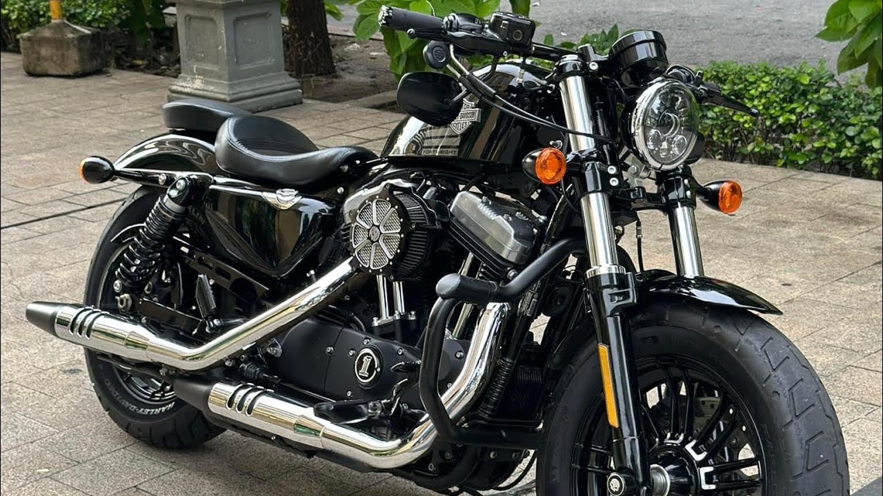Harley Davidson Forty Eight HD48 có đồ chơi date 2017 - YouTube