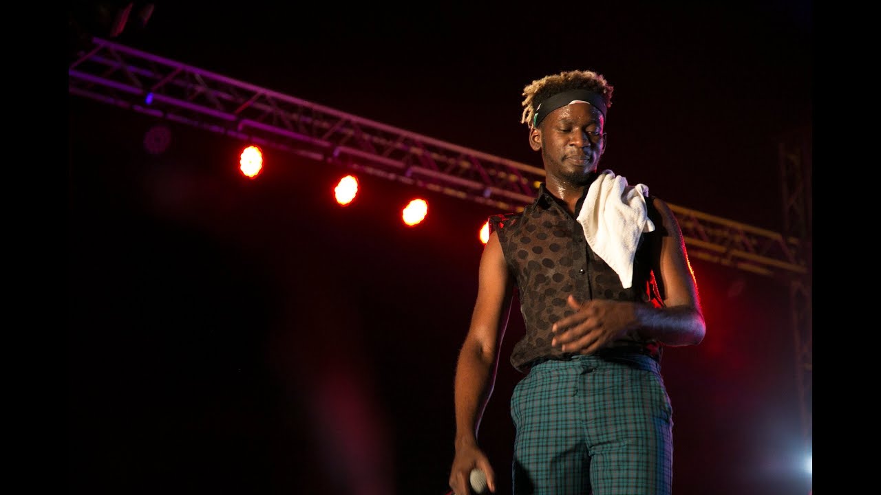 Mr Eazi's DETTY RAVE Concert in Accra, Ghana - YouTube