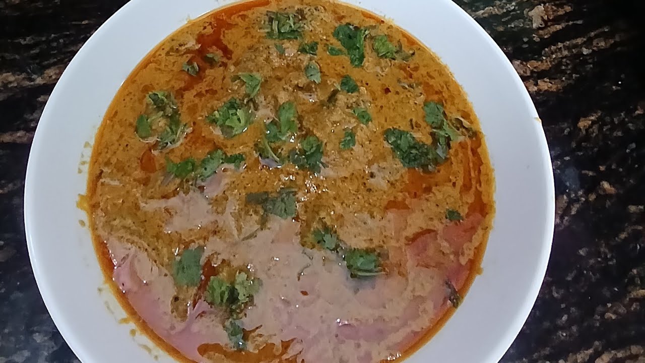MAZEDAAR PASINDO KA SALAN @Arshiyas_kitchen - YouTube