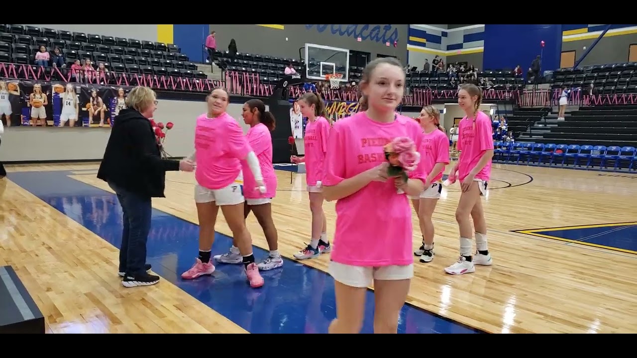 02-07-23 🏀 🌹🌹🌹Roses for GG Alice! 💝 🌹🌹🌹🎀 Pink Out! 🎀 - YouTube