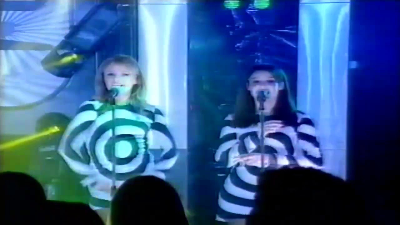 Cecilia - Suggs(Dj Swt Ronnie)(Xtendz)(Single) - YouTube