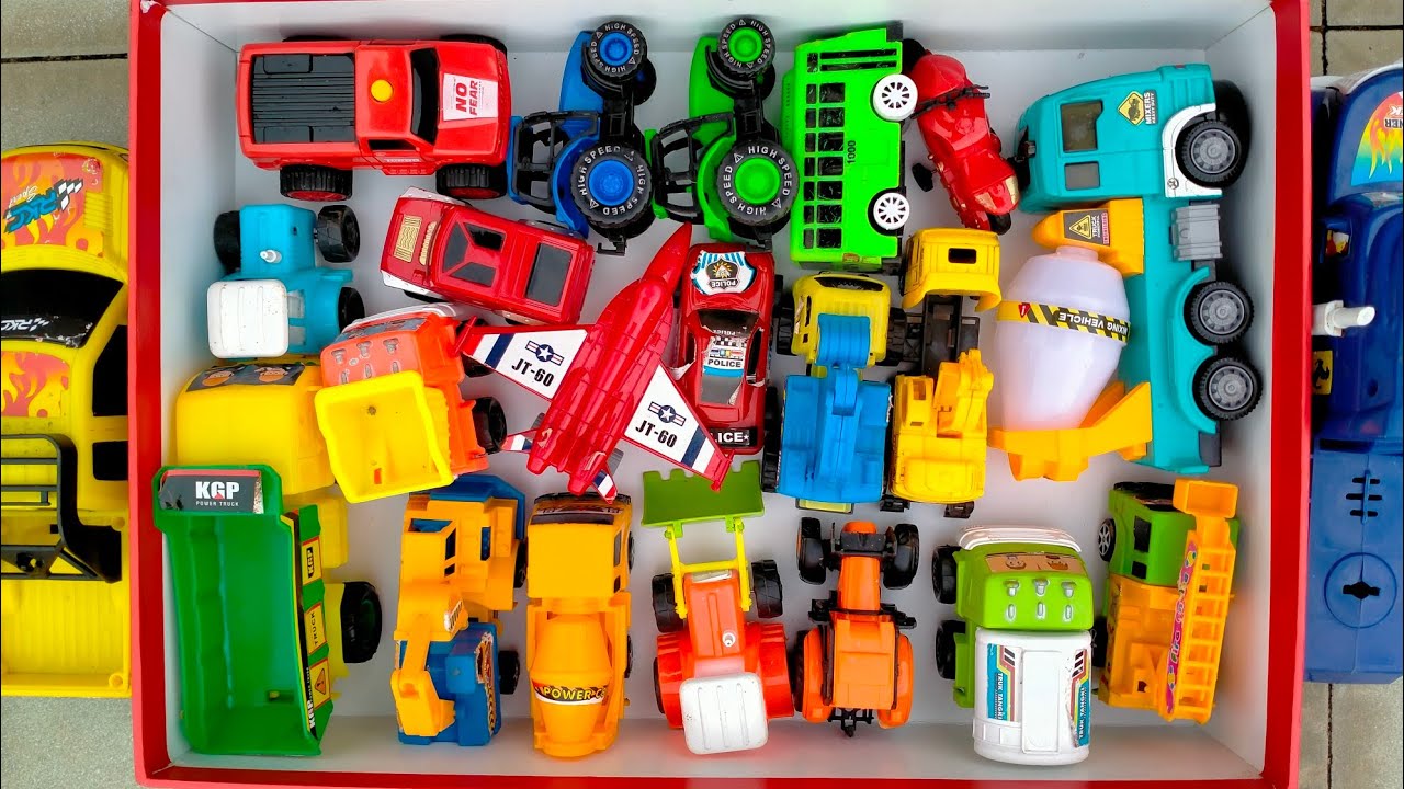 Finding toy cars in the box, mixer truck, excavator, beko, truck box ...