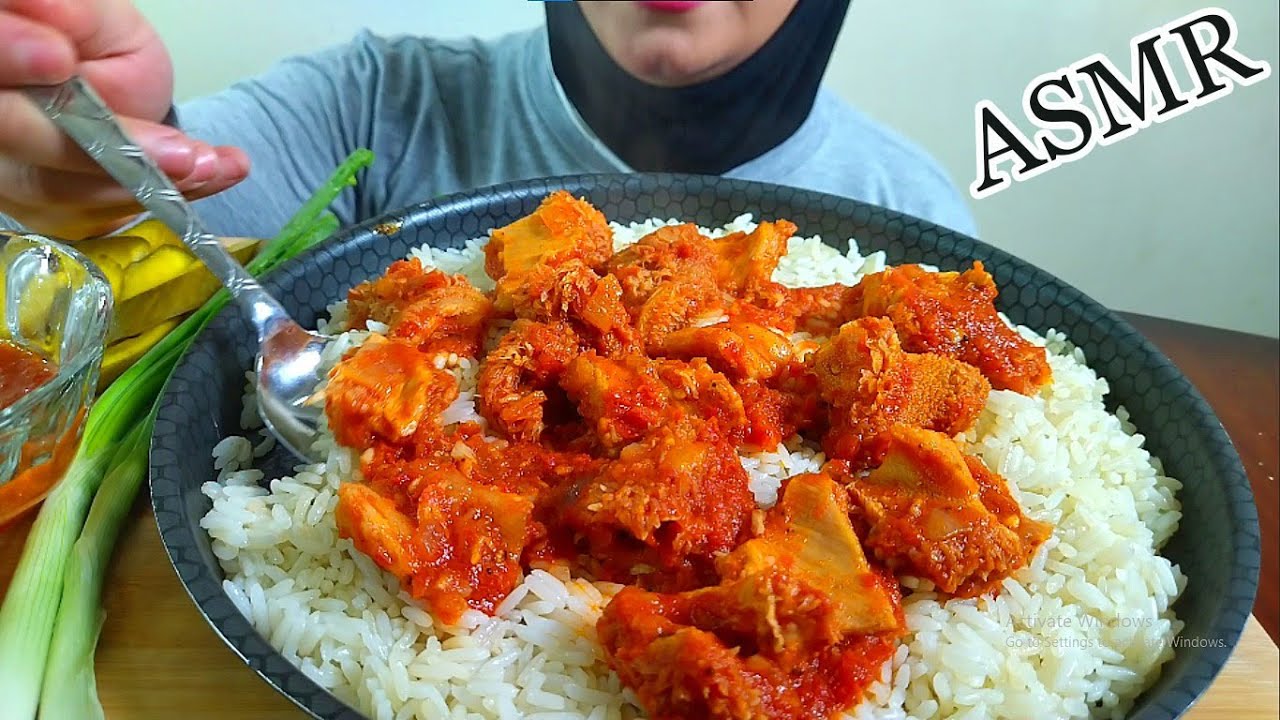 أصوات اكل الباجة العراقية الحارة مع الارز ASMR; Eating spicy Iraqi Baja ...