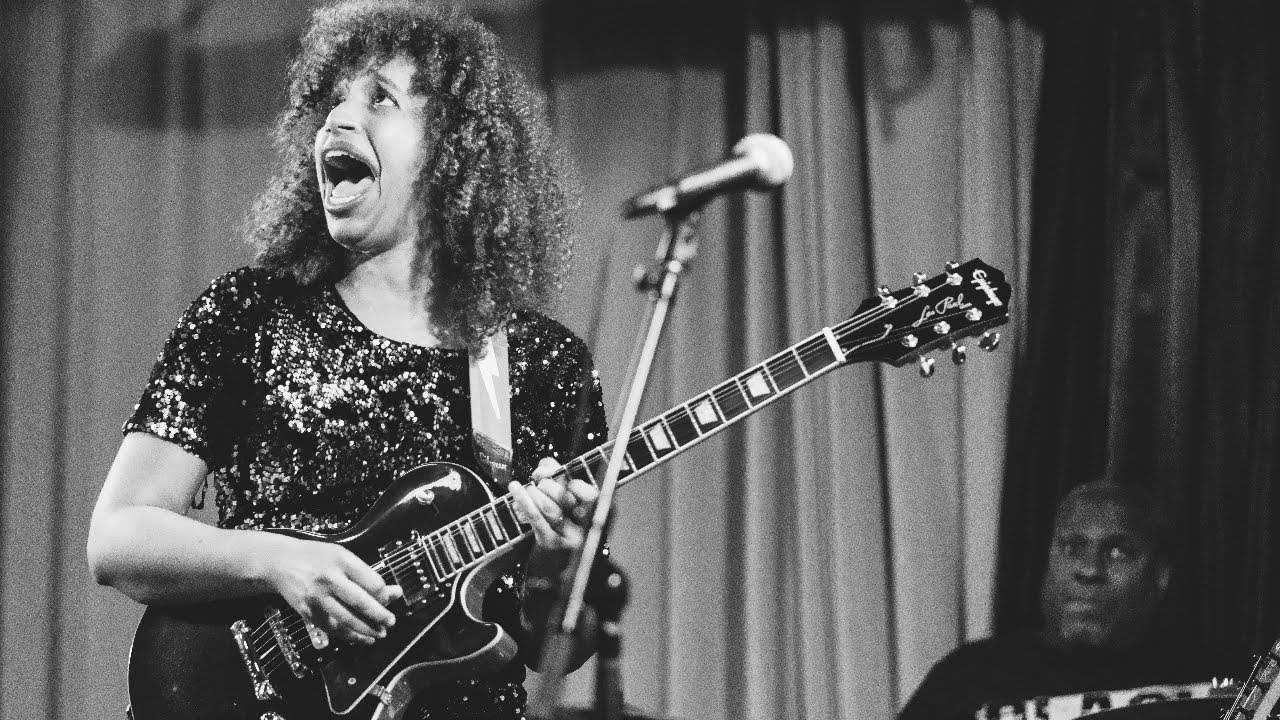 Love Transcends Live in Austin by Jackie Venson Full Concert - YouTube