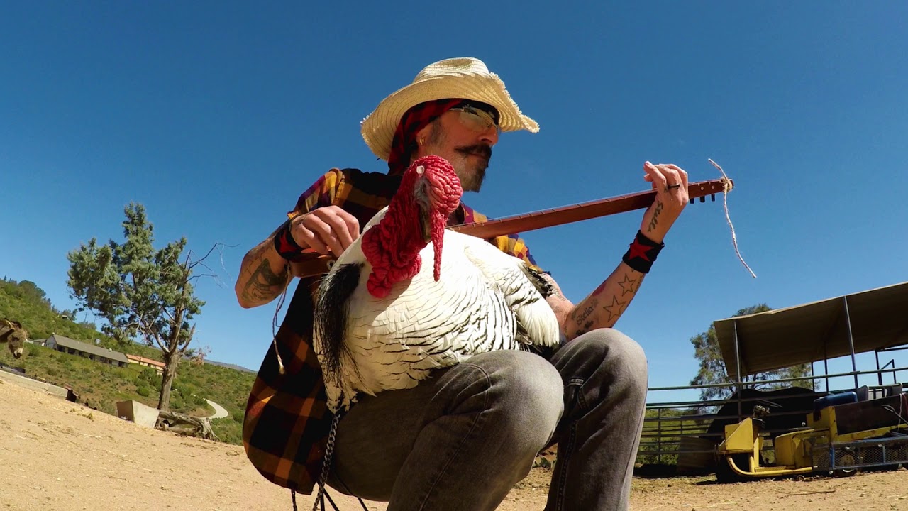 Turkey music with Thomas - YouTube