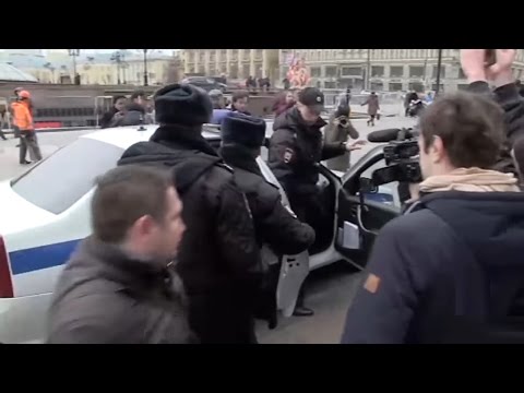 МИТИНГ ДАГЕСТАН ОМОН НЕ СМОГ ТАНКИ ПРОТИВ  01 Апрел 2017  РОССИЯ. ДАГЕСТАН