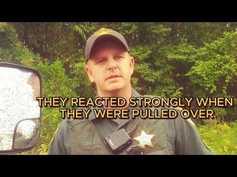 What Started As A Routine Stop Has Turned Into The Cop Being Cornered ...