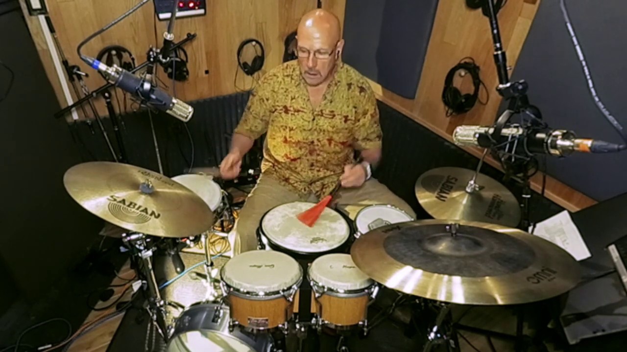 World Percussionist Tom Teasley performs "Elvinish" - YouTube