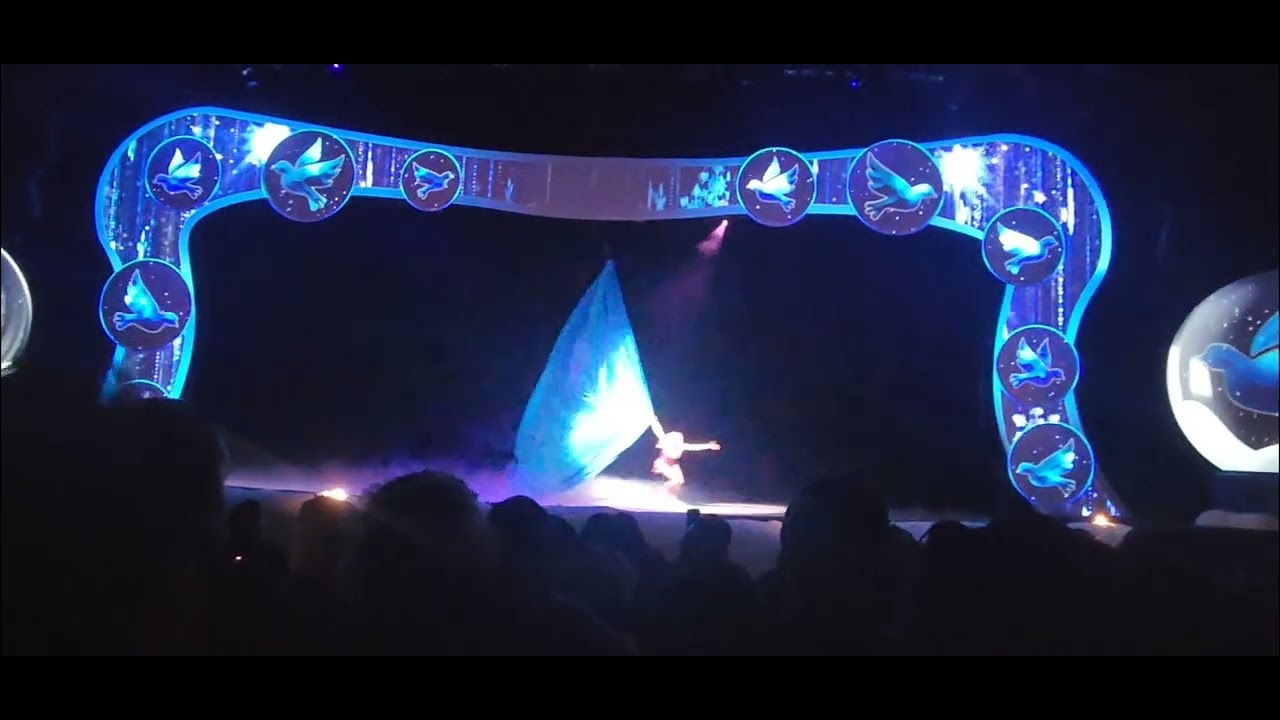 Knott's Merry Farm - Snoopy on Ice - Aerial Silk ‐ Ice Skating ...