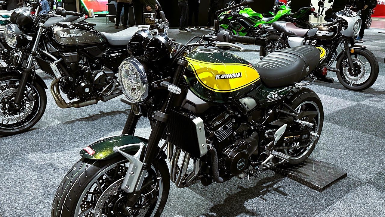 10 Amazing Retro Roadster Style Motorcycles of 2024 - YouTube