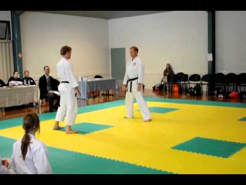 Chito-Ryu Karate Bunkai Demonstration.AVI - YouTube