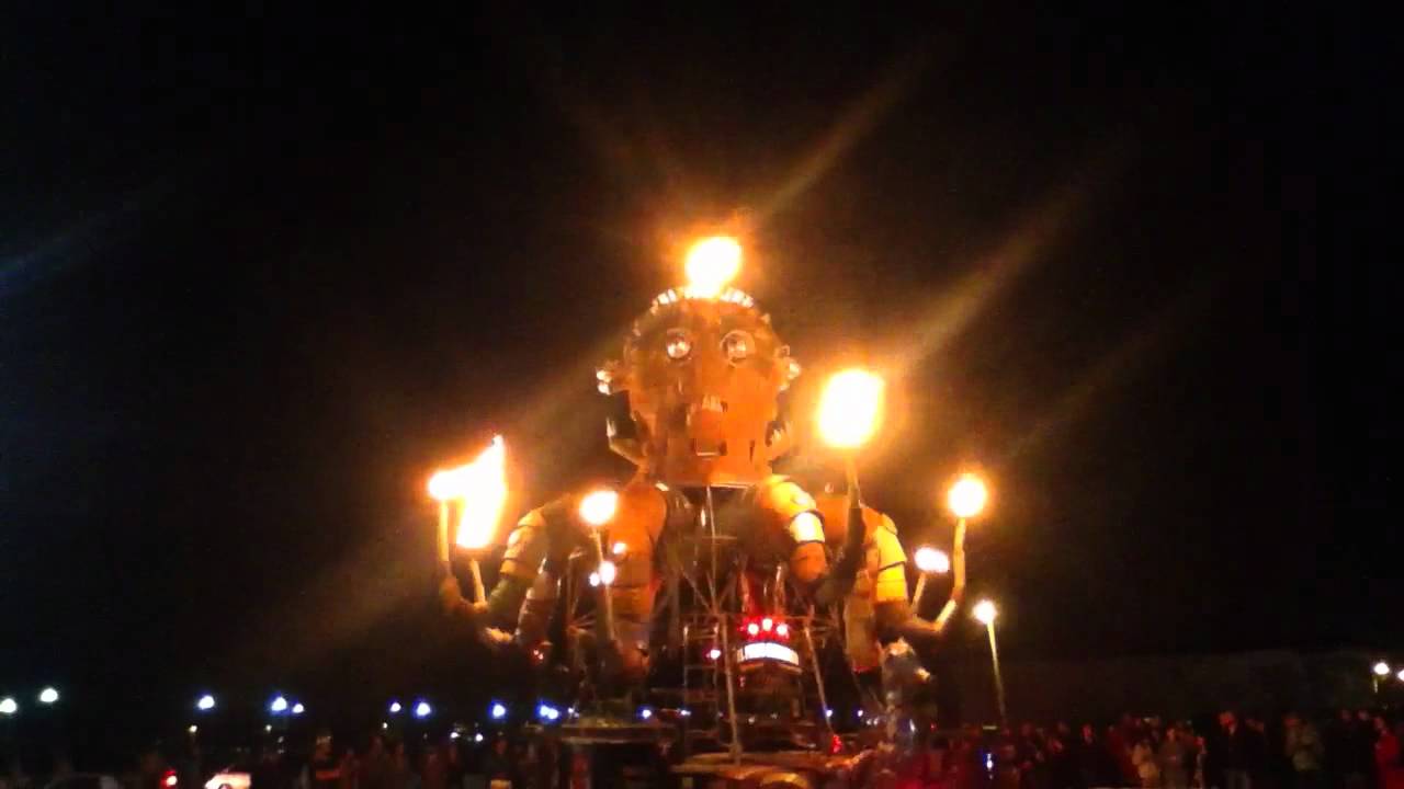 Fire Breathing Octopus - YouTube