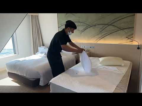 Bed making in Japan