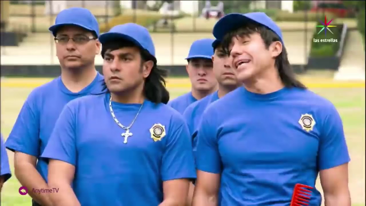 Nosotros los guapos - YouTube