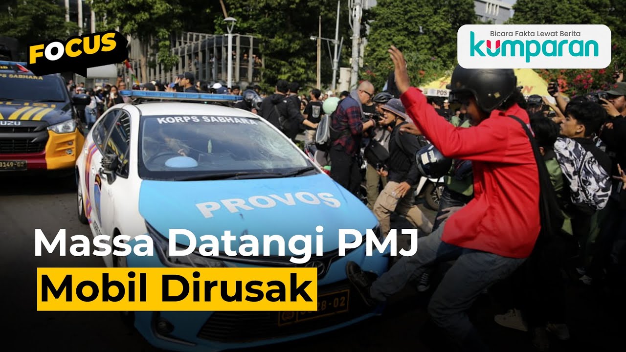 Demo di Polda Metro Ricuh, Mobil Polisi Dirusak - YouTube