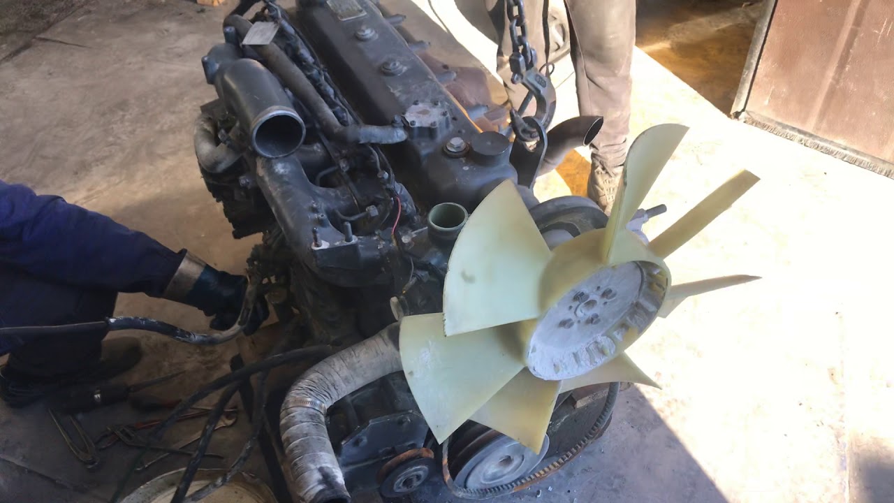 Doosan DB58S engine - YouTube