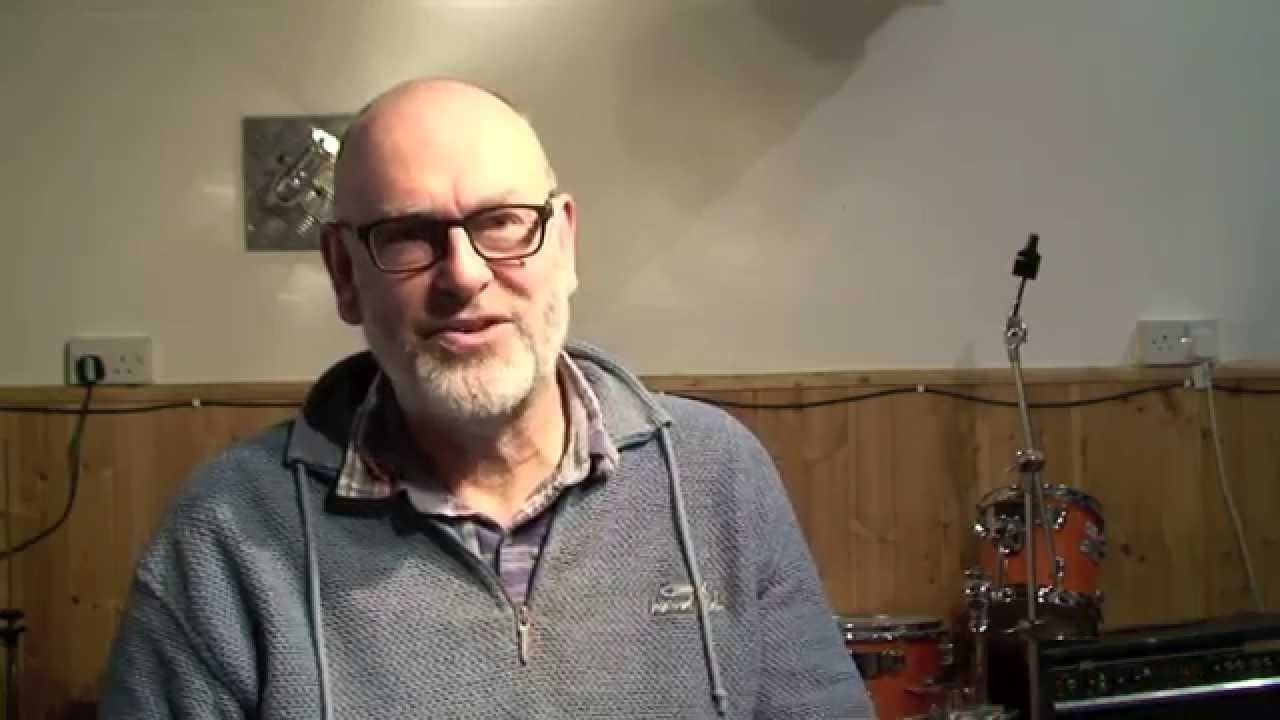 Man Matrix 1 - YouTube