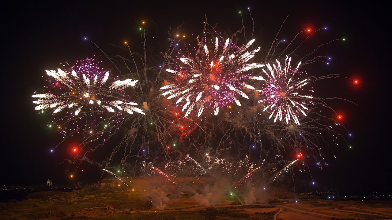 MAKALU Fireworks - Malta International Fireworks Festival 2017 - YouTube
