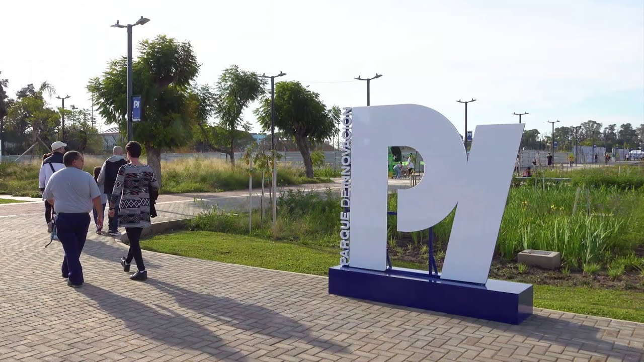La Ciudad inauguró los espacios verdes del Parque de la Innovación ...