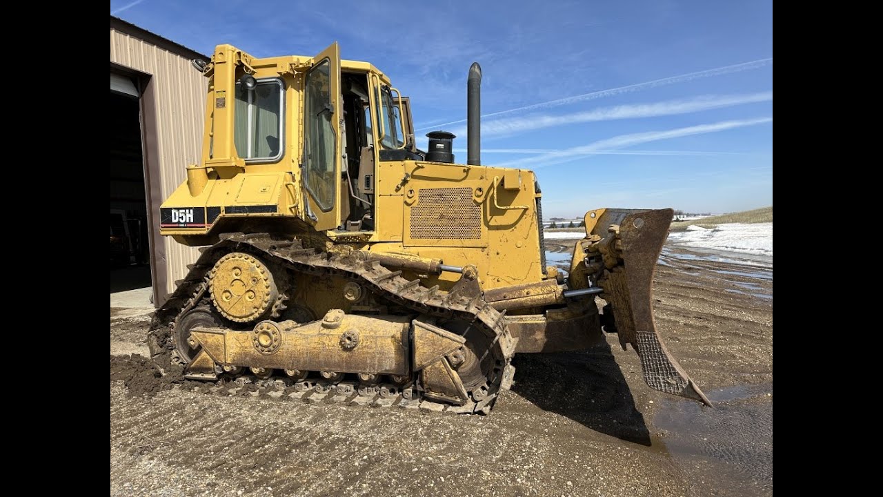 1996 CAT D5H Series II Dozer, 10,579 Hours, 10' - 6 Way Blade, 20 ...