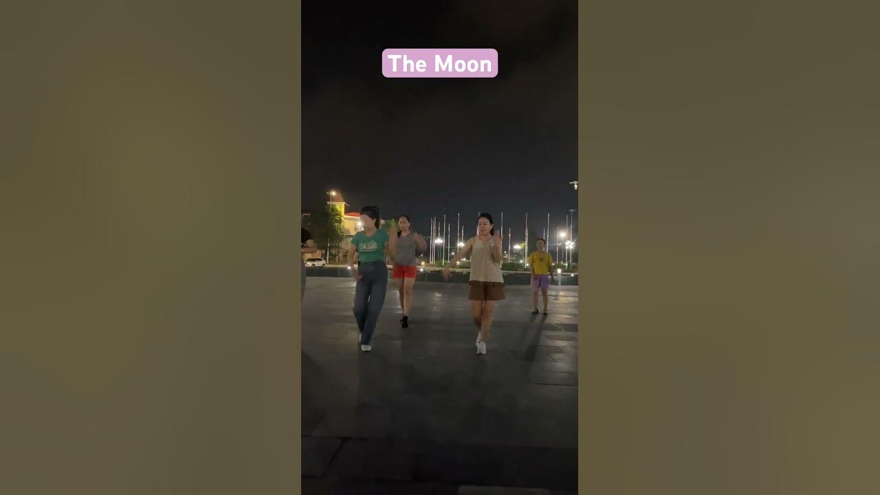 Trung thu - The Moon #trungthu #namden37 @NamDen37 #cuocsongvietnam - YouTube