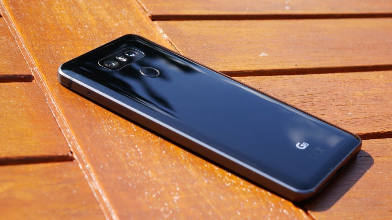LG G6 Review | My Favourite Android SmartPhone? - YouTube
