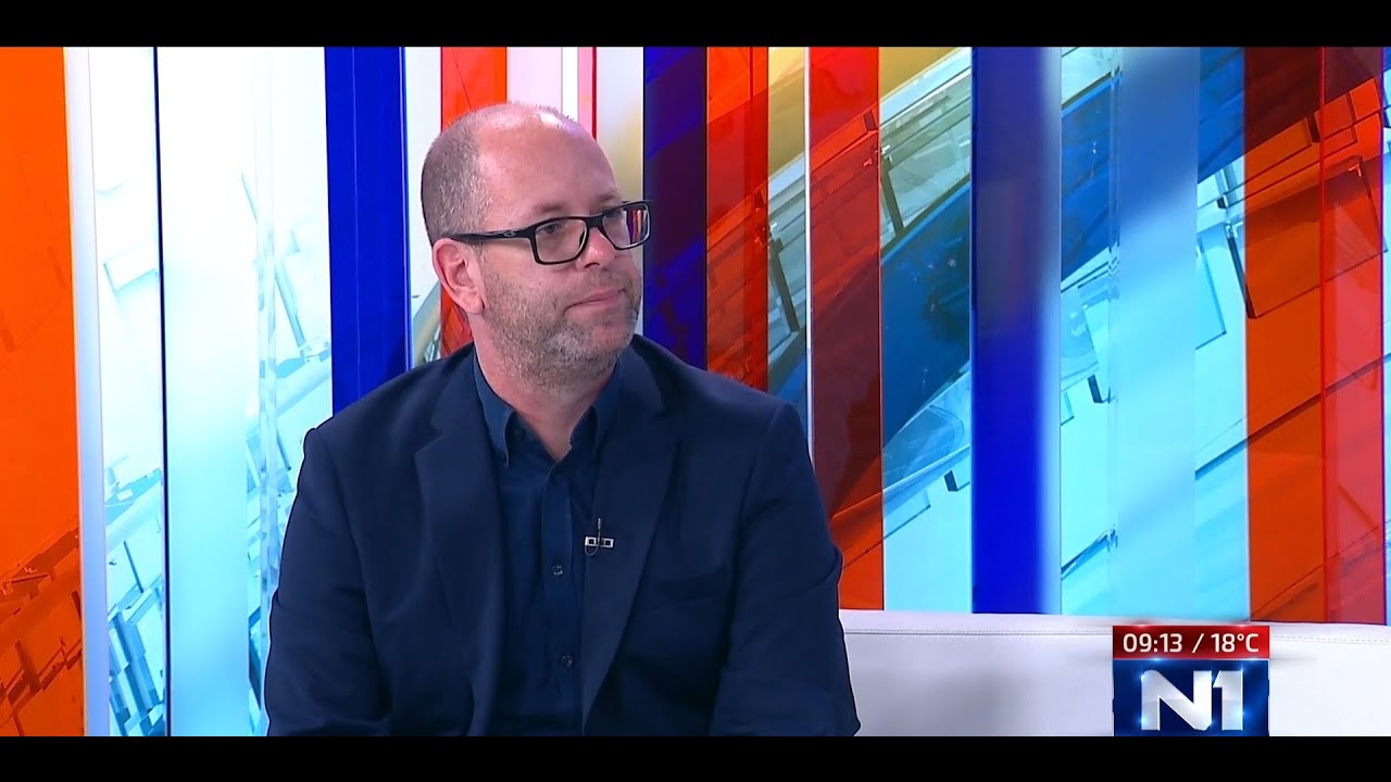 PR stručnjak: Stadioni kod nas su uvijek oaze demokracije - YouTube