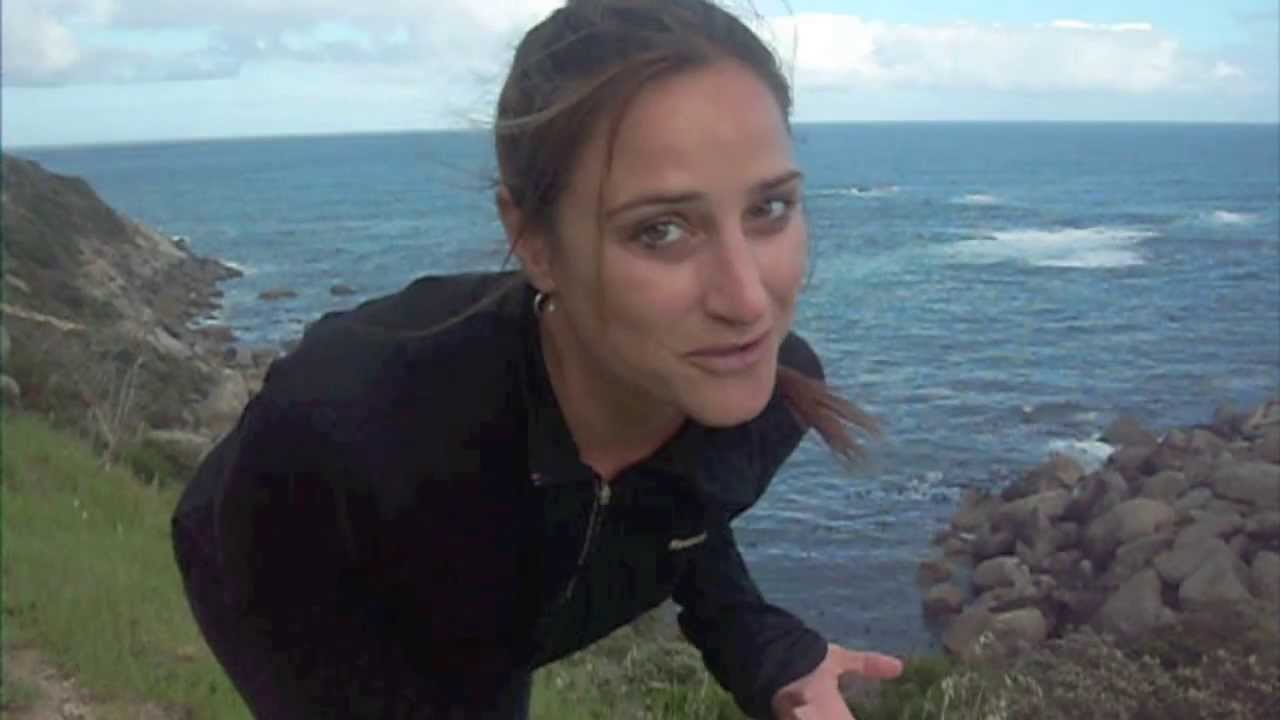 Toned Hips & Thighs || Lunge Lifts & Mountain Climbers || Maria Sollon ...