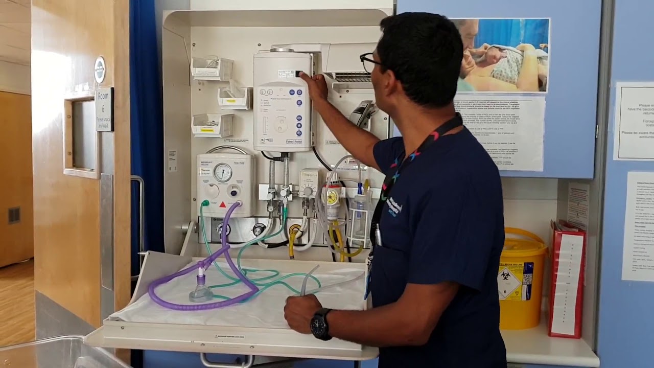 Resuscitaire training - YouTube