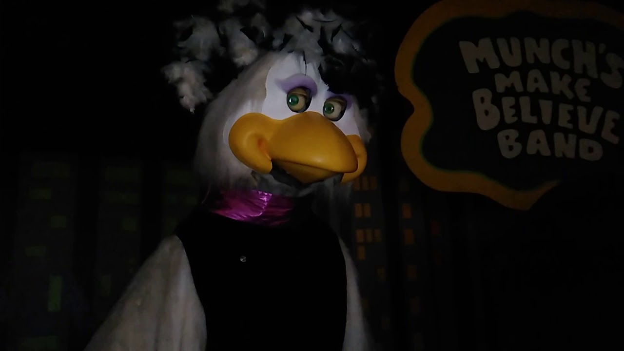 Up close and personal with CEC Animatronics at Kedzie - YouTube